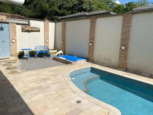 Casa / Sobrado em Condomínio para Venda em Atibaia/SP Condomínio Residencial Pedra Grande 4 Quartos