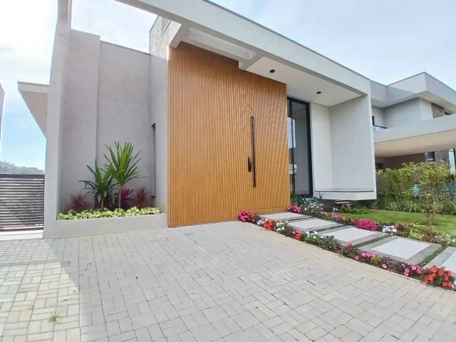 Casa / Sobrado em Condomínio para Venda em Atibaia/SP Condomínio Residencial Reserva de Atibaia 4 Quartos