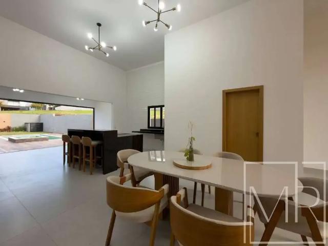 Casa / Sobrado em Condomínio para Venda em Atibaia/SP Condomínio Residencial Reserva Ecológica Atibaia 4 Quartos