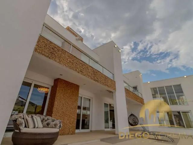 Casa / Sobrado em Condomínio para Venda em Atibaia/SP Condomínio Residencial Reserva Ecológica Atibaia 6 Quartos