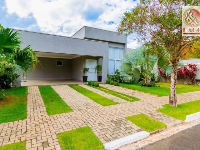 Casa / Sobrado em Condomínio para Venda em Atibaia/SP Condomínio Residencial Shamballa II 4 Quartos