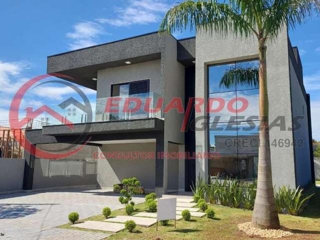 Casa / Sobrado em Condomínio para Venda em Atibaia/SP Condomínio Residencial Shamballa II 4 Quartos