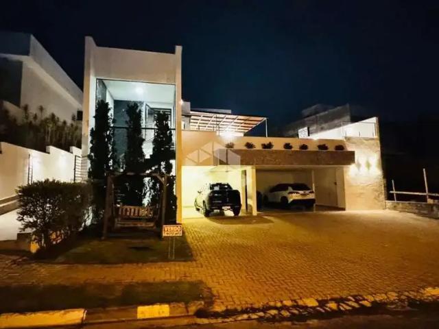 Casa / Sobrado em Condomínio para Venda em Atibaia/SP Condomínio Residencial Shamballa II 5 Quartos