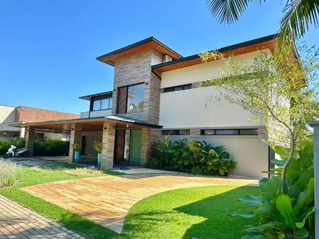 Casa / Sobrado em Condomínio para Venda em Atibaia/SP Condomínio Residencial Shamballa II 3 Quartos