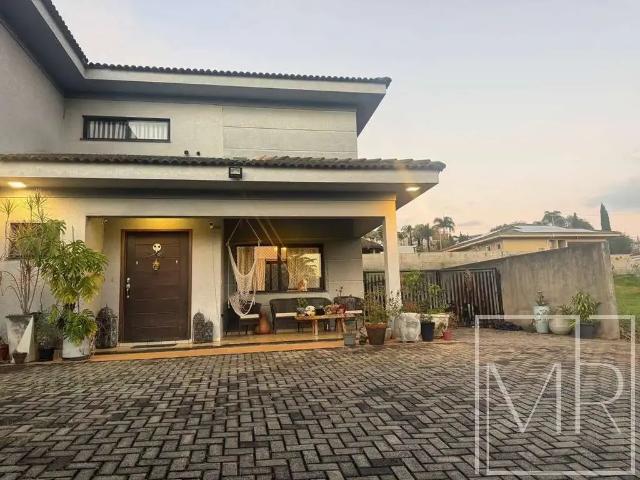 Casa / Sobrado em Condomínio para Venda em Atibaia/SP Condomínio Serra da Estrela 3 Quartos