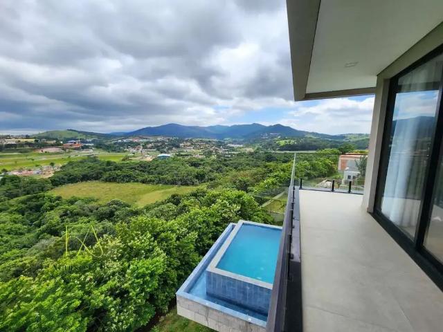 Casa / Sobrado em Condomínio para Venda em Atibaia/SP Condomínio Serra da Estrela 5 Quartos