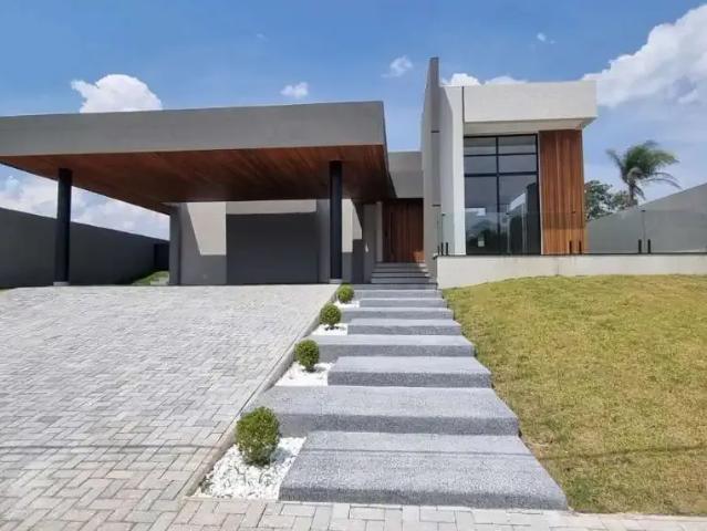 Casa / Sobrado em Condomínio para Venda em Atibaia/SP Estância Parque de Atibaia 4 Quartos