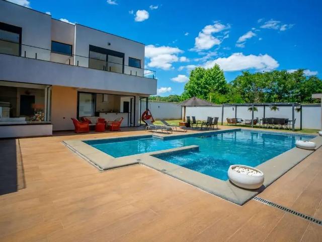 Casa / Sobrado em Condomínio para Venda em Atibaia/SP Estância Parque de Atibaia 4 Quartos