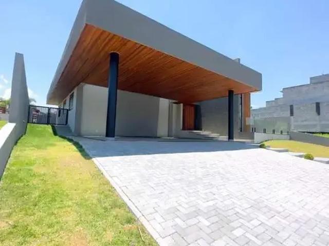 Casa / Sobrado em Condomínio para Venda em Atibaia/SP Estância Parque de Atibaia 4 Quartos