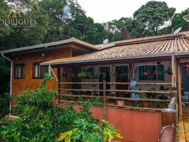 Casa / Sobrado em Condomínio para Venda em Atibaia/SP Estância Santa Maria do Laranjal 6 Quartos