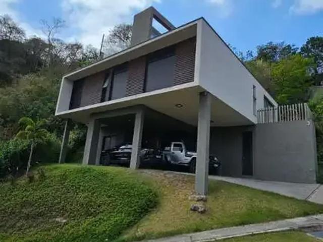 Casa / Sobrado em Condomínio para Venda em Atibaia/SP Itapetinga 3 Quartos