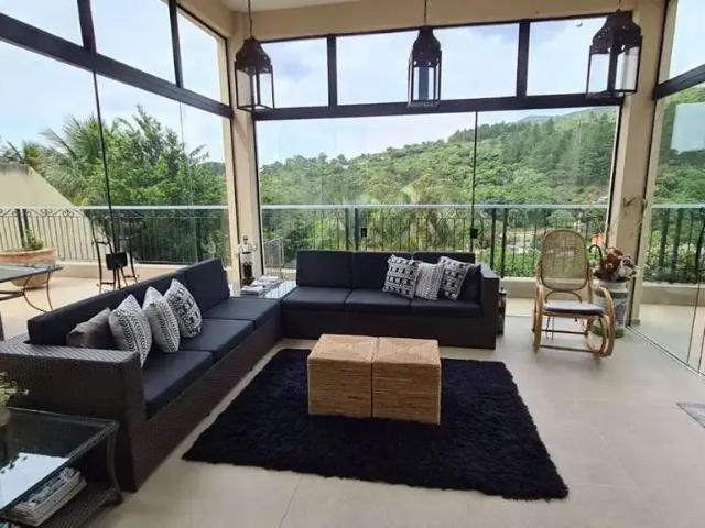 Casa / Sobrado em Condomínio para Venda em Atibaia/SP Jardim Maristela 4 Quartos