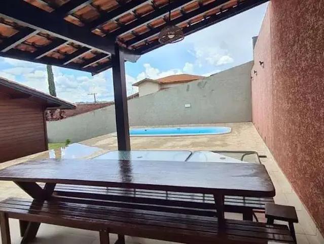 Casa / Sobrado em Condomínio para Venda em Atibaia/SP Jardim Shangri Lá 3 Quartos