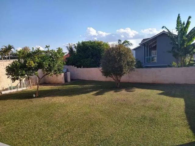 Casa / Sobrado em Condomínio para Venda em Atibaia/SP Jardim Shangri Lá 3 Quartos