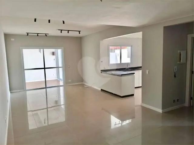 Casa / Sobrado em Condomínio para Venda em Atibaia/SP Jardim Paulista 3 Quartos