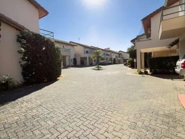Casa / Sobrado em Condomínio para Venda em Atibaia/SP Jardim Tapajós 3 Quartos