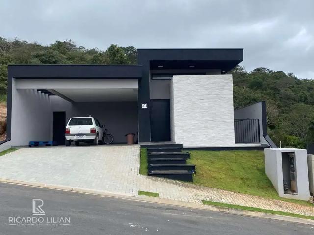 Casa / Sobrado em Condomínio para Venda em Atibaia/SP Laranja Azeda 2 Quartos