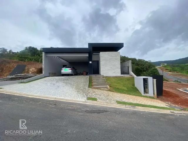 Casa / Sobrado em Condomínio para Venda em Atibaia/SP Laranja Azeda 2 Quartos