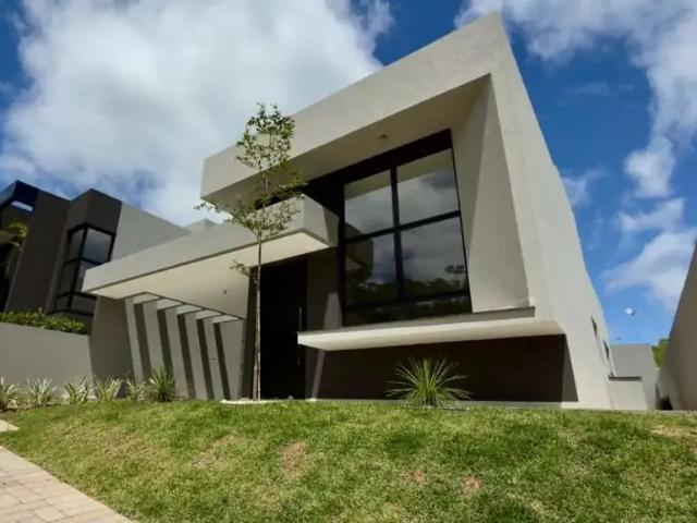 Casa / Sobrado em Condomínio para Venda em Atibaia/SP Laranja Azeda 3 Quartos