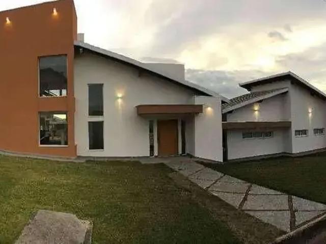 Casa / Sobrado em Condomínio para Venda em Atibaia/SP Loteamento Fazenda Santana 8 Quartos