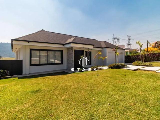 Casa / Sobrado em Condomínio para Venda em Atibaia/SP Loteamento Fazenda Santana 3 Quartos