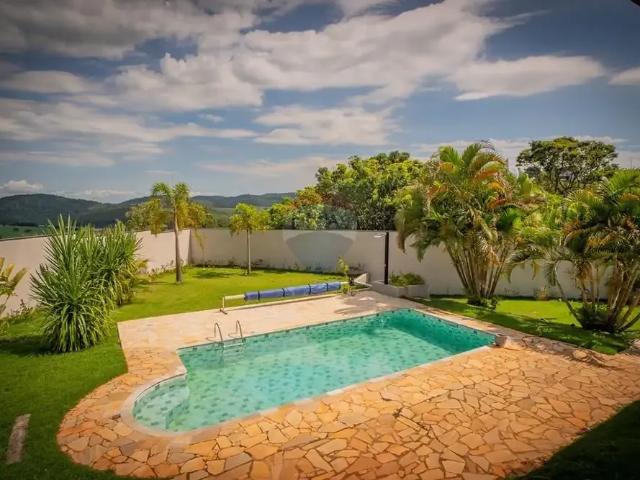 Casa / Sobrado em Condomínio para Venda em Atibaia/SP Loteamento Village de Atibaia 4 Quartos