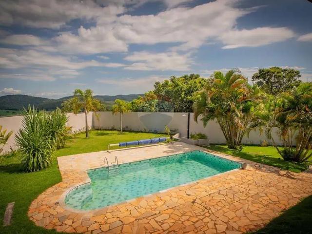 Casa / Sobrado em Condomínio para Venda em Atibaia/SP Loteamento Village de Atibaia 4 Quartos