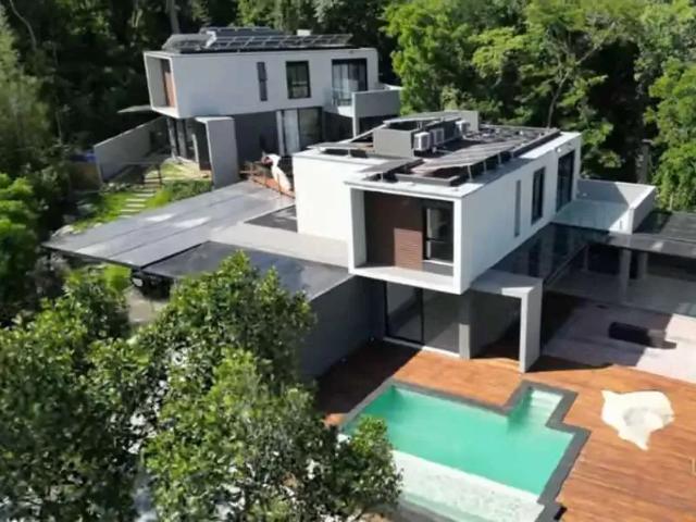 Casa / Sobrado em Condomínio para Venda em Atibaia/SP Marmeleiro 4 Quartos