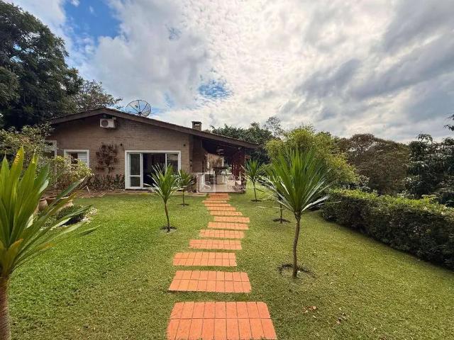 Casa / Sobrado em Condomínio para Venda em Atibaia/SP Mato Dentro 6 Quartos