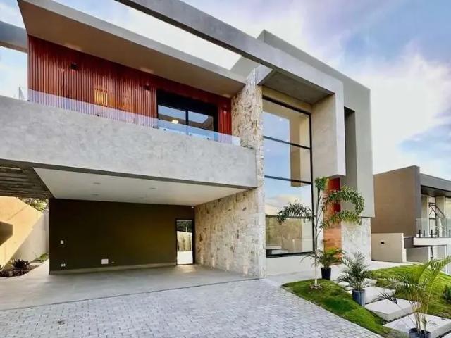 Casa / Sobrado em Condomínio para Venda em Atibaia/SP Nova Gardênia 4 Quartos