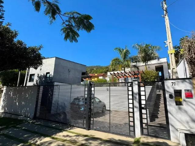 Casa / Sobrado em Condomínio para Venda em Atibaia/SP Parque Arco Iris 4 Quartos