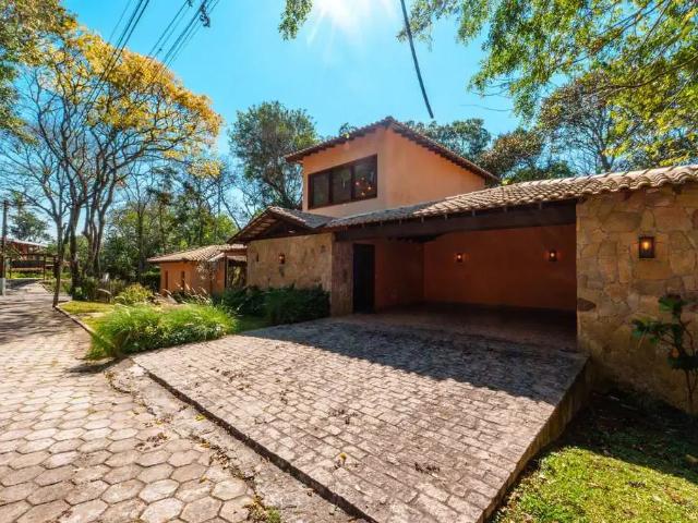 Casa / Sobrado em Condomínio para Venda em Atibaia/SP Portão 3 Quartos