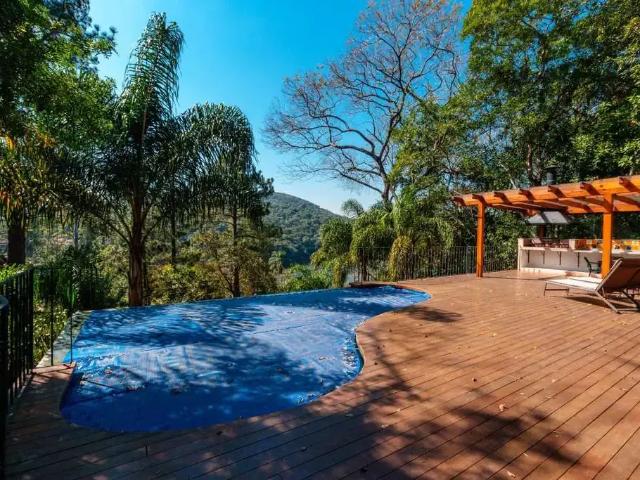 Casa / Sobrado em Condomínio para Venda em Atibaia/SP Portão 3 Quartos