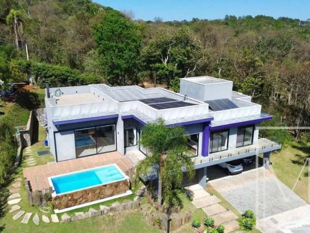Casa / Sobrado em Condomínio para Venda em Atibaia/SP Portão 4 Quartos