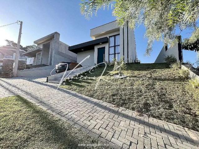 Casa / Sobrado em Condomínio para Venda em Atibaia/SP Rio Abaixo 3 Quartos