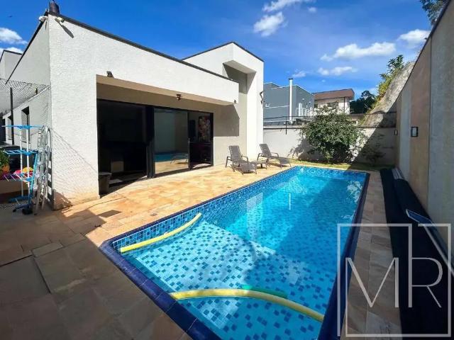 Casa / Sobrado em Condomínio para Venda em Atibaia/SP Rio Abaixo 3 Quartos