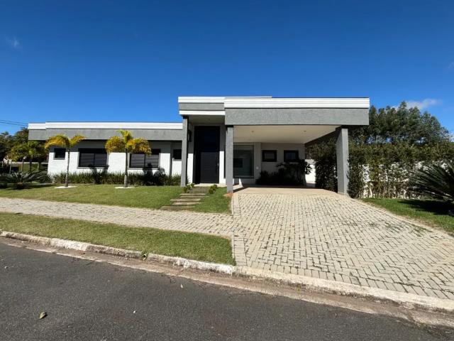 Casa / Sobrado em Condomínio para Venda em Atibaia/SP Rio Abaixo 3 Quartos