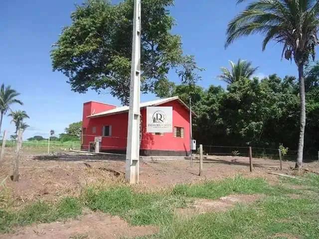 Casa / Sobrado em Condomínio para Venda em Acorizal/MT Centro 2 Quartos