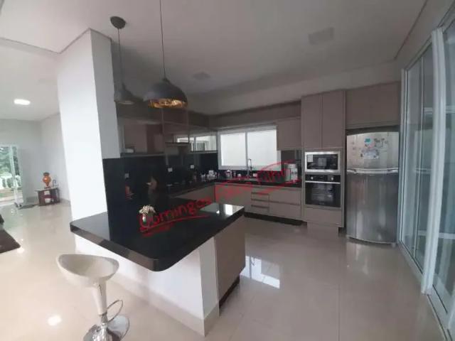 Casa / Sobrado em Condomínio para Venda em Americana/SP Vila Cordenonsi 4 Quartos