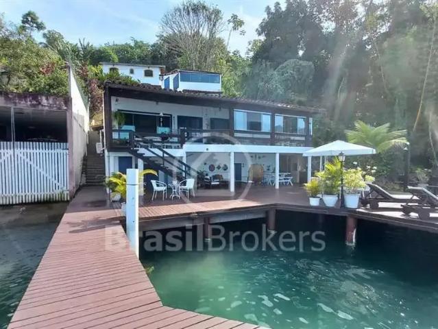 Casa / Sobrado em Condomínio para Venda em Angra dos Reis/RJ Camorim 8 Quartos