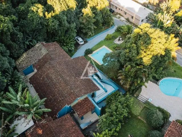 Casa / Sobrado em Condomínio para Venda em Angra dos Reis/RJ Portogalo 4 Quartos