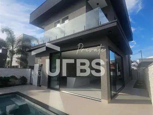 Casa / Sobrado em Condomínio para Venda em Aparecida de Goiânia/GO Jardim Cristal 4 Quartos