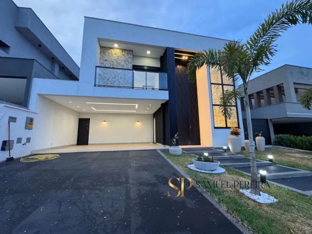 Casa / Sobrado em Condomínio para Venda em Aparecida de Goiânia/GO Parqville Pinheiros 4 Quartos