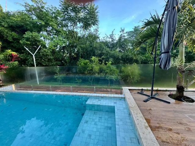 Casa / Sobrado em Condomínio para Venda em Aparecida de Goiânia/GO Parqville Pinheiros 4 Quartos