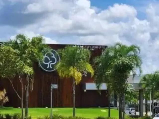 Casa / Sobrado em Condomínio para Venda em Aparecida de Goiânia/GO Parqville Pinheiros 3 Quartos