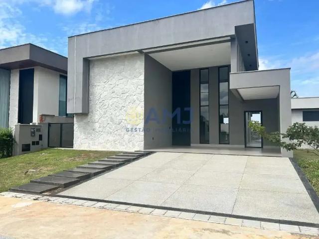 Casa / Sobrado em Condomínio para Venda em Aparecida de Goiânia/GO Parqville Pinheiros 3 Quartos