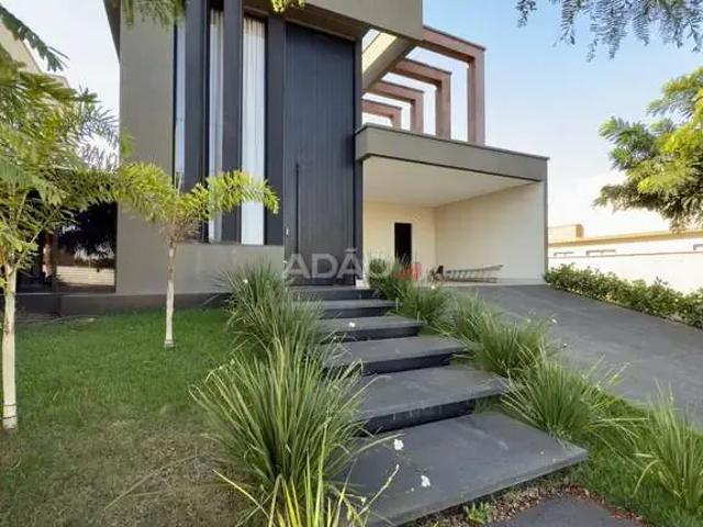Casa / Sobrado em Condomínio para Venda em Aparecida de Goiânia/GO Parqville Pinheiros 3 Quartos