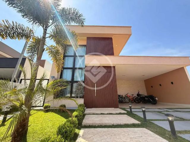 Casa / Sobrado em Condomínio para Venda em Aparecida de Goiânia/GO Jardim Cristal 3 Quartos