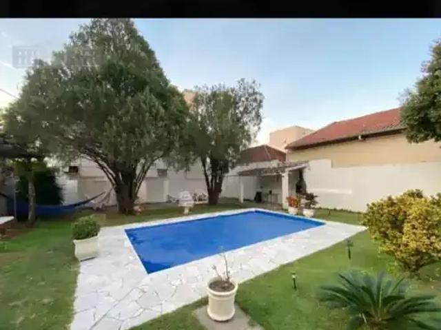 Casa / Sobrado para Venda em Araçatuba/SP Centro 4 Quartos