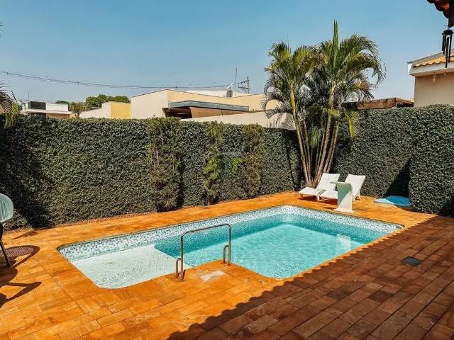 Casa / Sobrado em Condomínio para Venda em Araçatuba/SP Pinheiros 3 Quartos